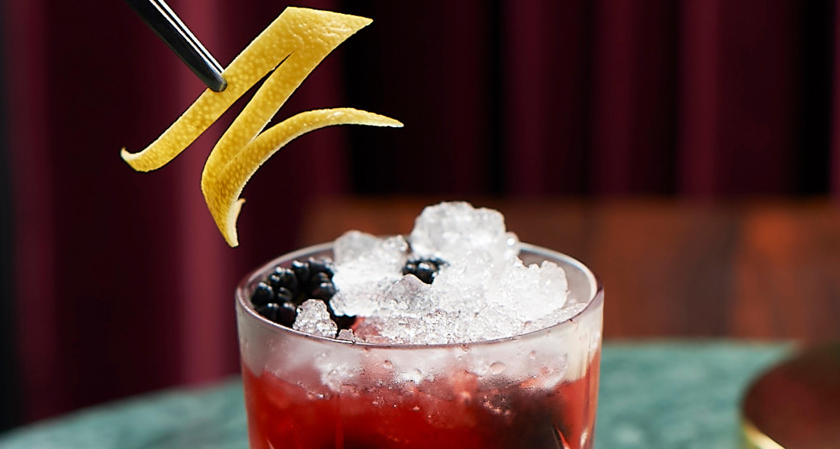 5 cocktail recipes with cognac and other ingredients - Hennessy