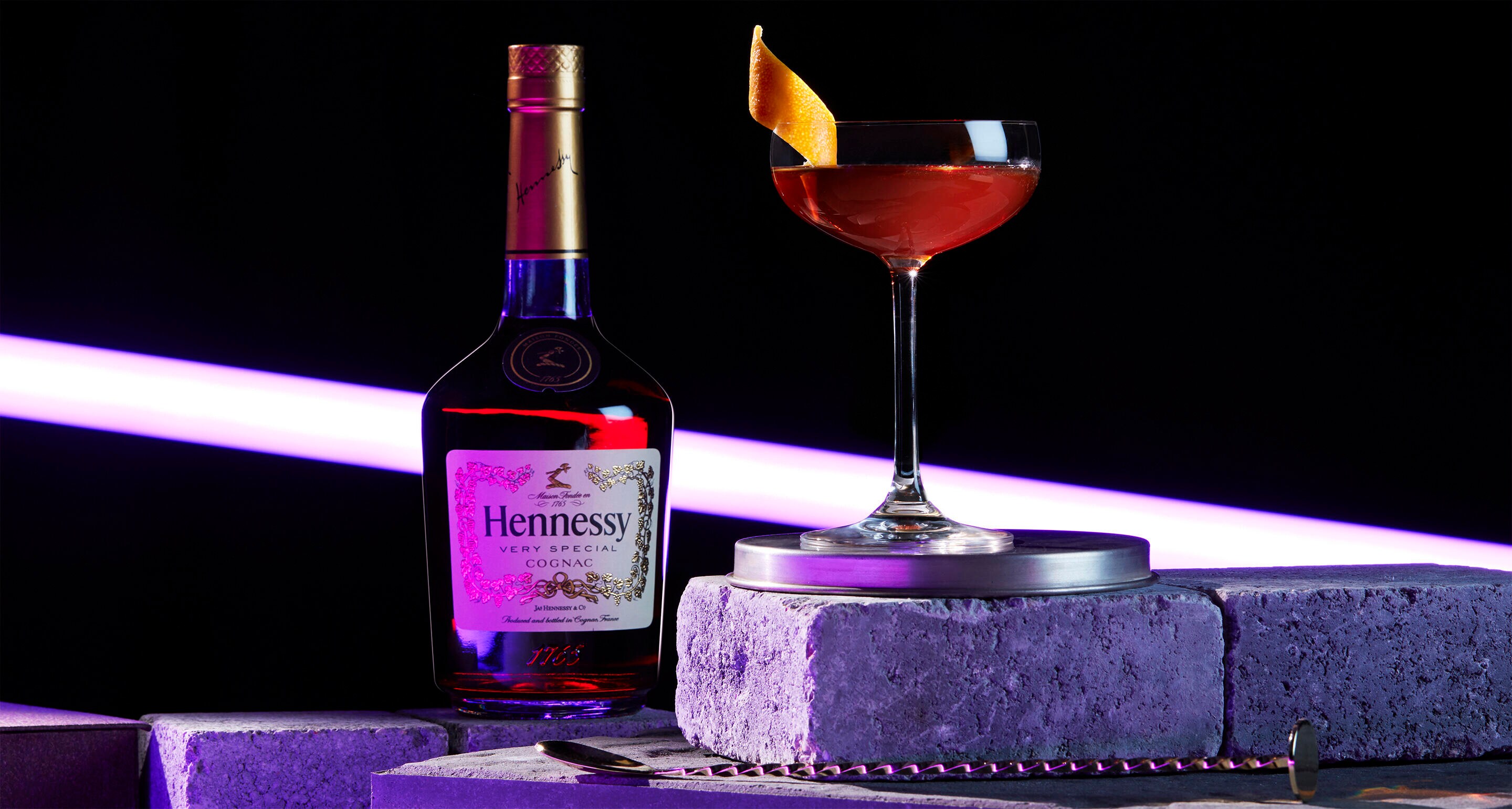 5 cocktail recipes with cognac and other ingredients - Hennessy