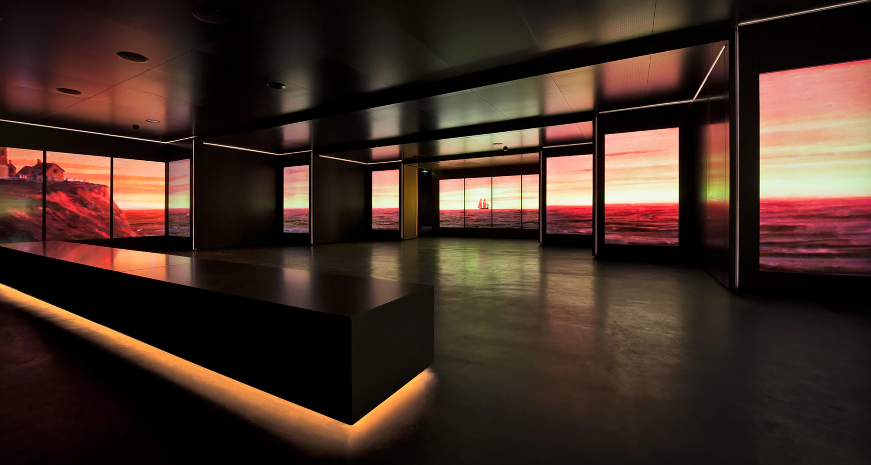 Visit Cognac, distillery tour Cognac, Hennessy distillery tour